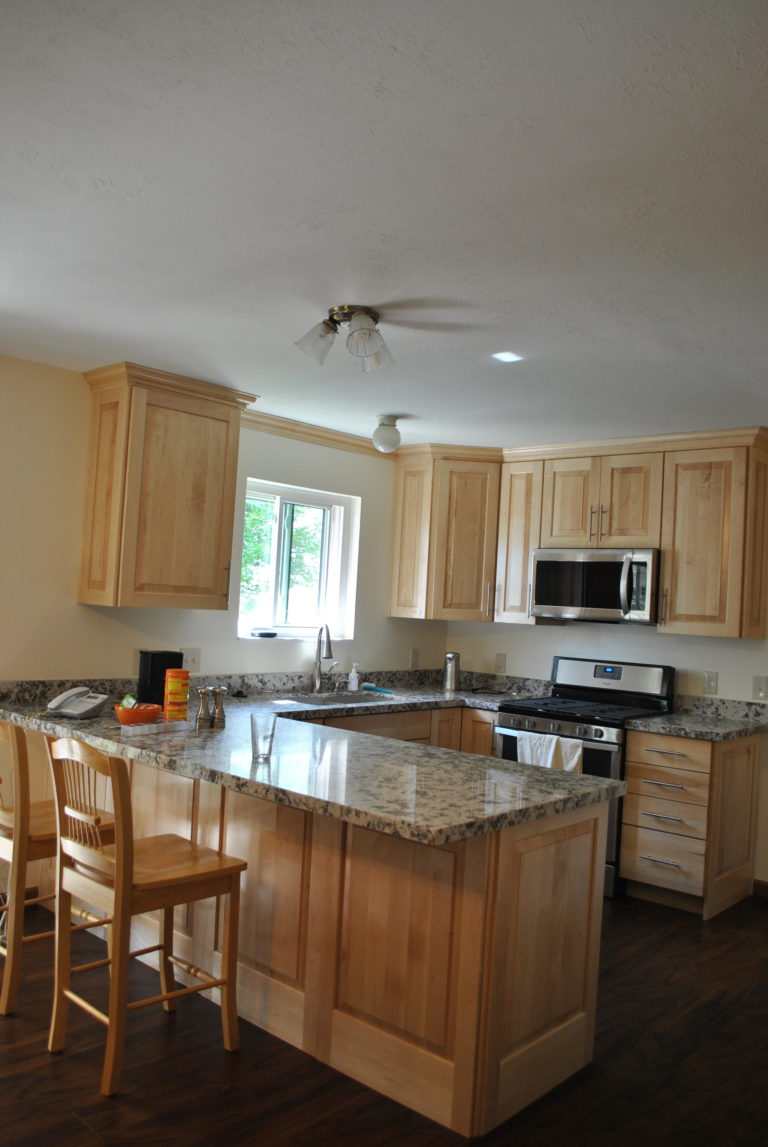 Granite Countertops Sandy | Lloyd's Remodeling & Cabinetry